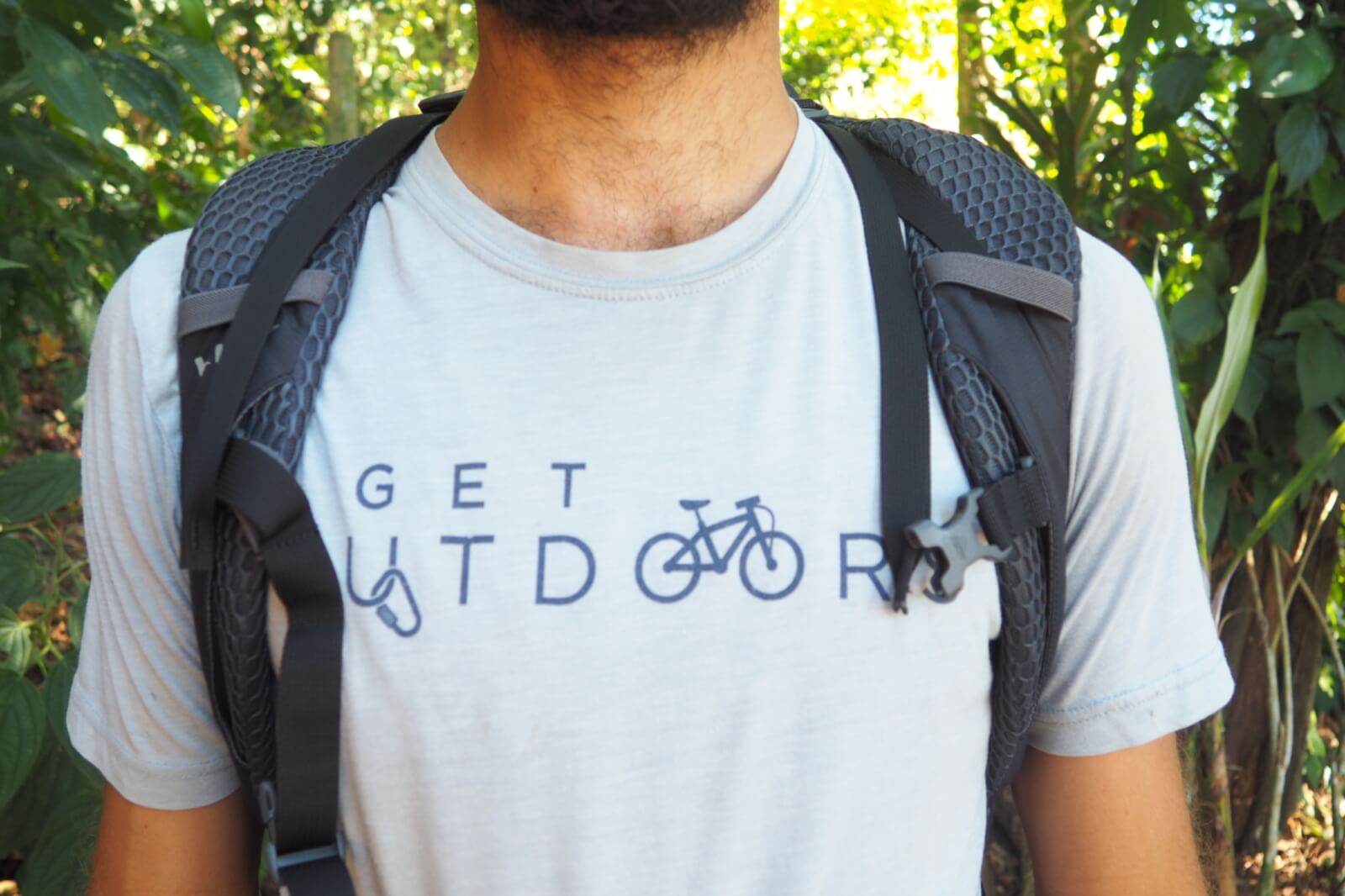 How To Put Your Backpack On Properly | The Backpack Guide